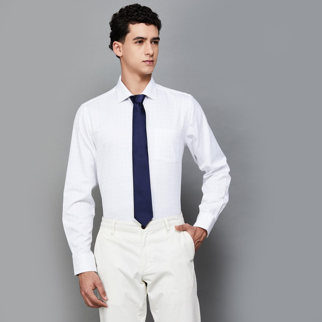 Buy LOUIS PHILIPPE Men Solid Broad Formal Tie from Louis Philippe at ...