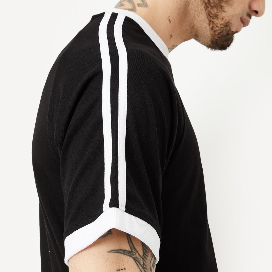 Buy Men Striped Raglan Sleeve Sports T-shirt Online at just Rs. 499.0 ...