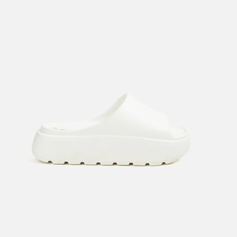 GINGER Women Solid Platformed Sliders
