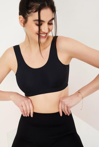 Bra (ब्रा) - Buy Women Bras Online Starting At ₹244 | Max Fashion