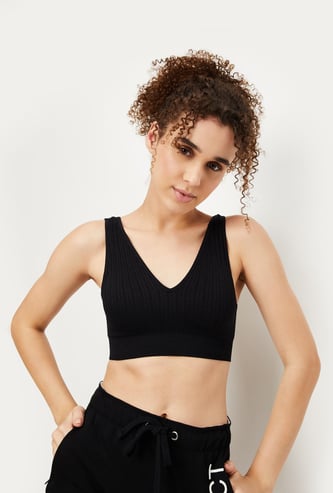 Bra (ब्रा) - Buy Women Bras Online Starting At ₹244 | Max Fashion