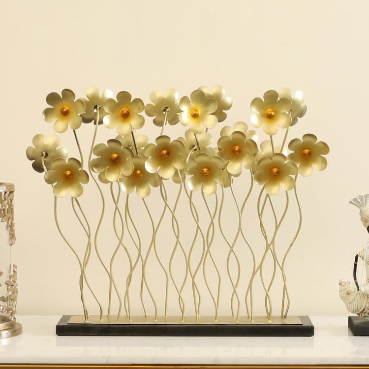 Buy VEDAS Noor Metal Flower Table Accent from Vedas at just INR 5399.0