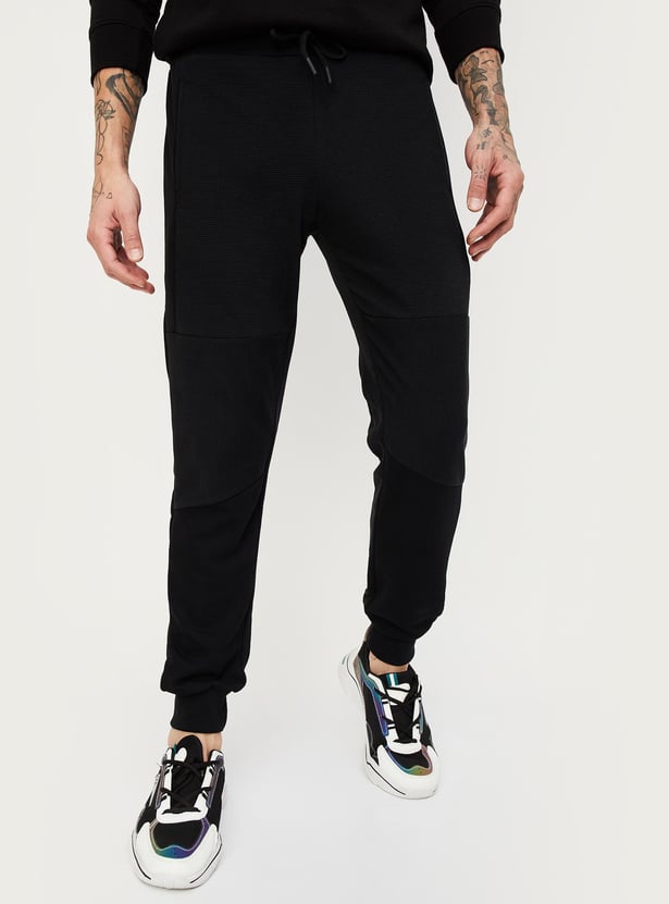 Buy Men Ribbed Sports Joggers Online At Just Rs 12990 1000012903911 Max Fashion
