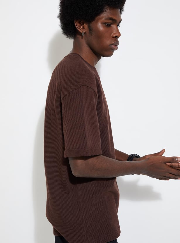 Buy URB_N Men Oversized Textured T-shirt Online at just Rs. 599.0 ...