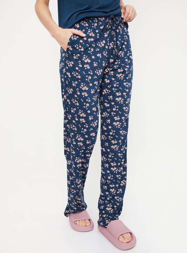 Buy Women Floral Printed PJ Set Online at just Rs. 999.0 ...