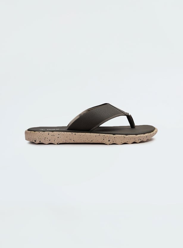 Buy Men Solid V-strap Sandals Online at just Rs. 899.0 - 1000013433348 ...