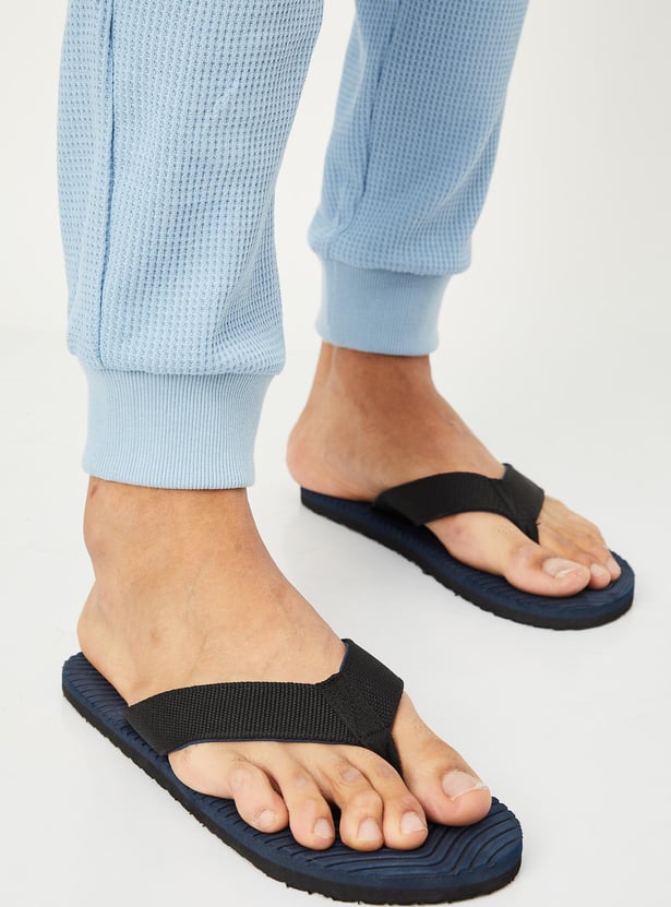 Buy Men Textured V-Strap Flip Flops Online at just Rs. 299.0 ...