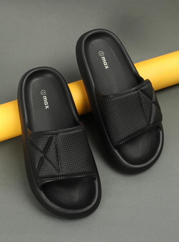 Buy Men Textured Open-Toe Sliders Online at just Rs. 499.0 ...
