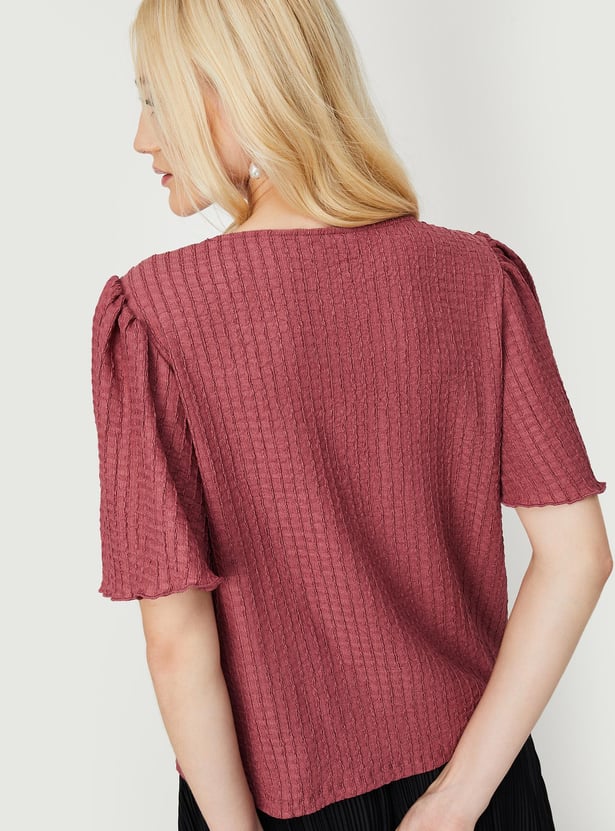 Buy Women Textured Knit Top Online at just Rs. 699.0 - 1000013604470 | Max Fashion