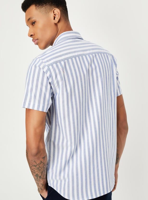 Buy Men Regular Fit Striped Casual Shirt Online at just Rs. 899.0 ...